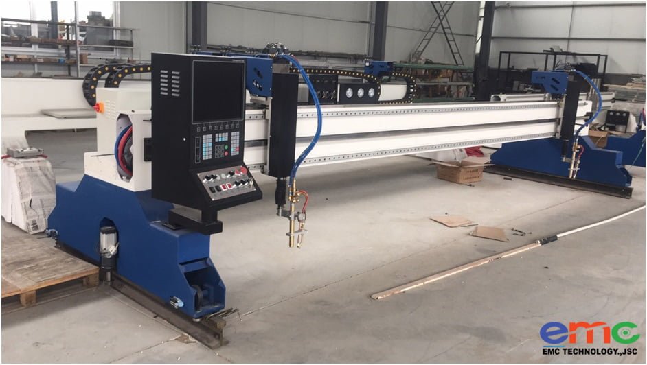 Lắp đặt máy cắt Plasma EMC-3000 tại Thạch Thất - hancatEMC.com